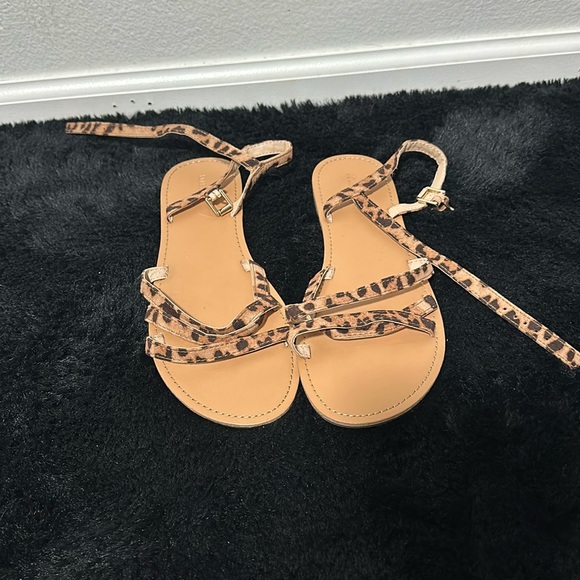 Forever 21 | Shoes | Sandals | Poshmark